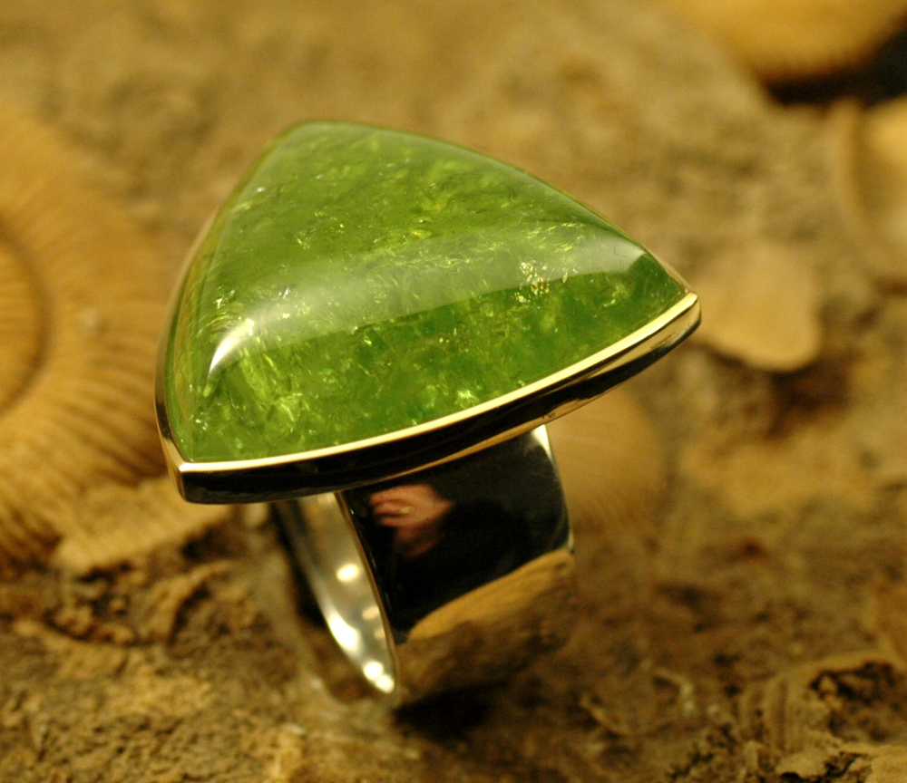 Galerie am alten Sägewerk - Grüner Granat Ring